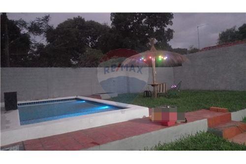 Casa - Venta - Paraguay Central Luque. Ref #K474F3 - infocasas.com.py