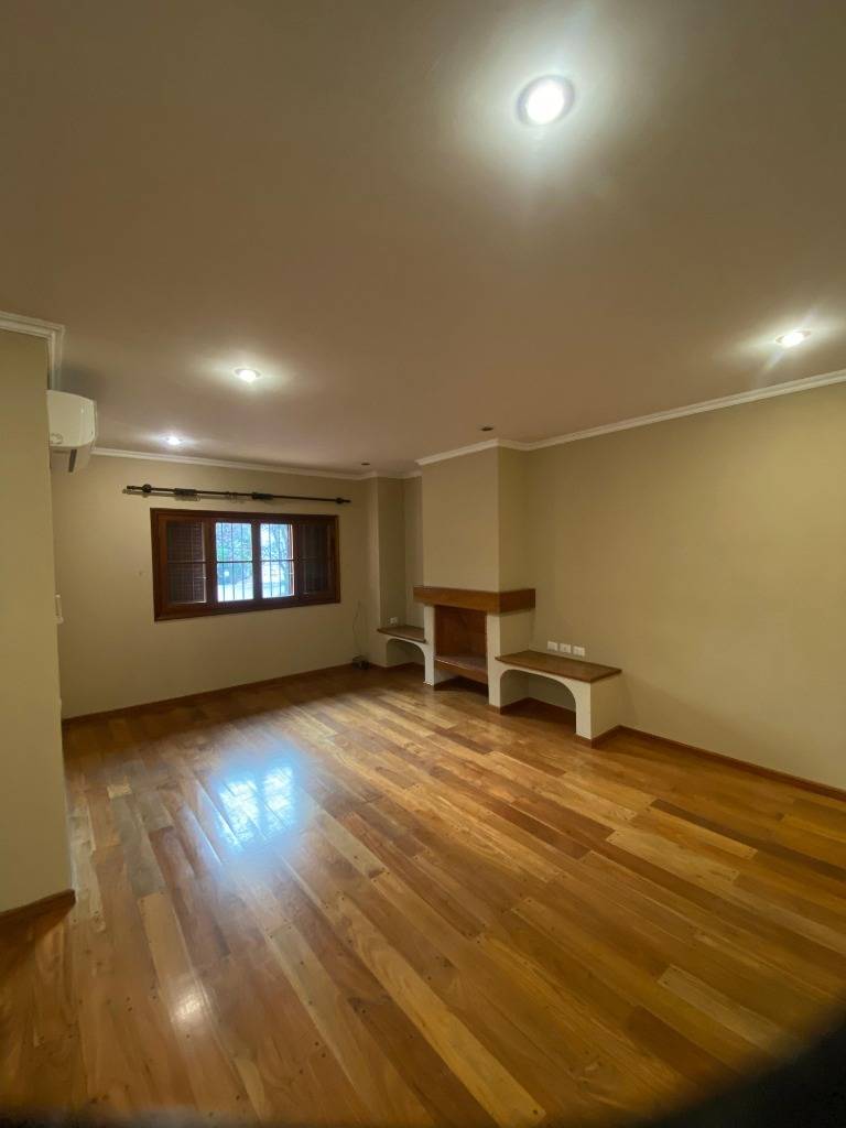 ALQUILO CASA EN EL BARRIO SAN CRISTOBAL. Ref #KCA7D1