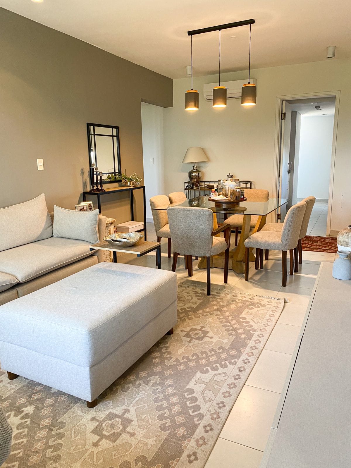 Alquilo muy lindo departamento de dos habitaciones ! . Ref #V2C33A - infocasas.com.py