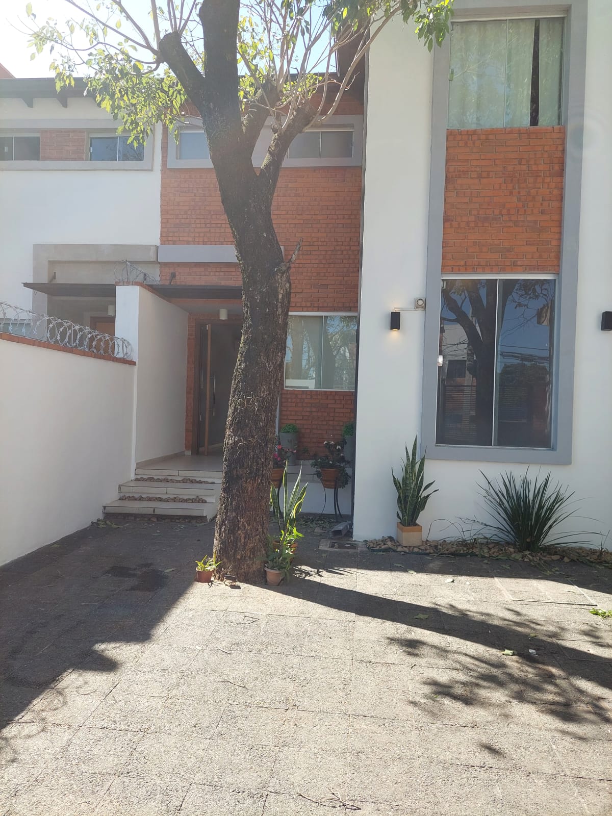 VENDO DUPLEX MINIMALISTA PTO PABLA. Ref #I768B2 - infocasas.com.py