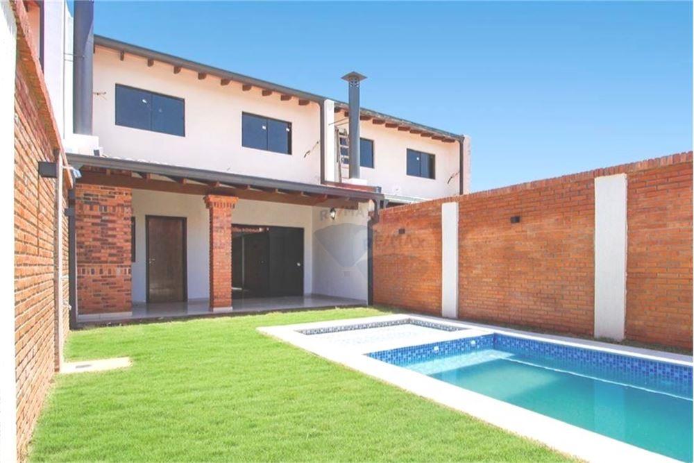 DUPLEX CON PISCINA A ESTRENAR EN LUQUE. Ref #HCAC50 - infocasas.com.py