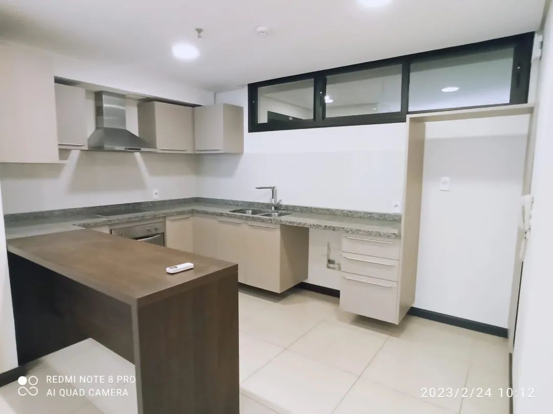 Alquilo departamento 2 Dormitorios en Suite en Villa Morra. Ref #FE8D7C - infocasas.com.py