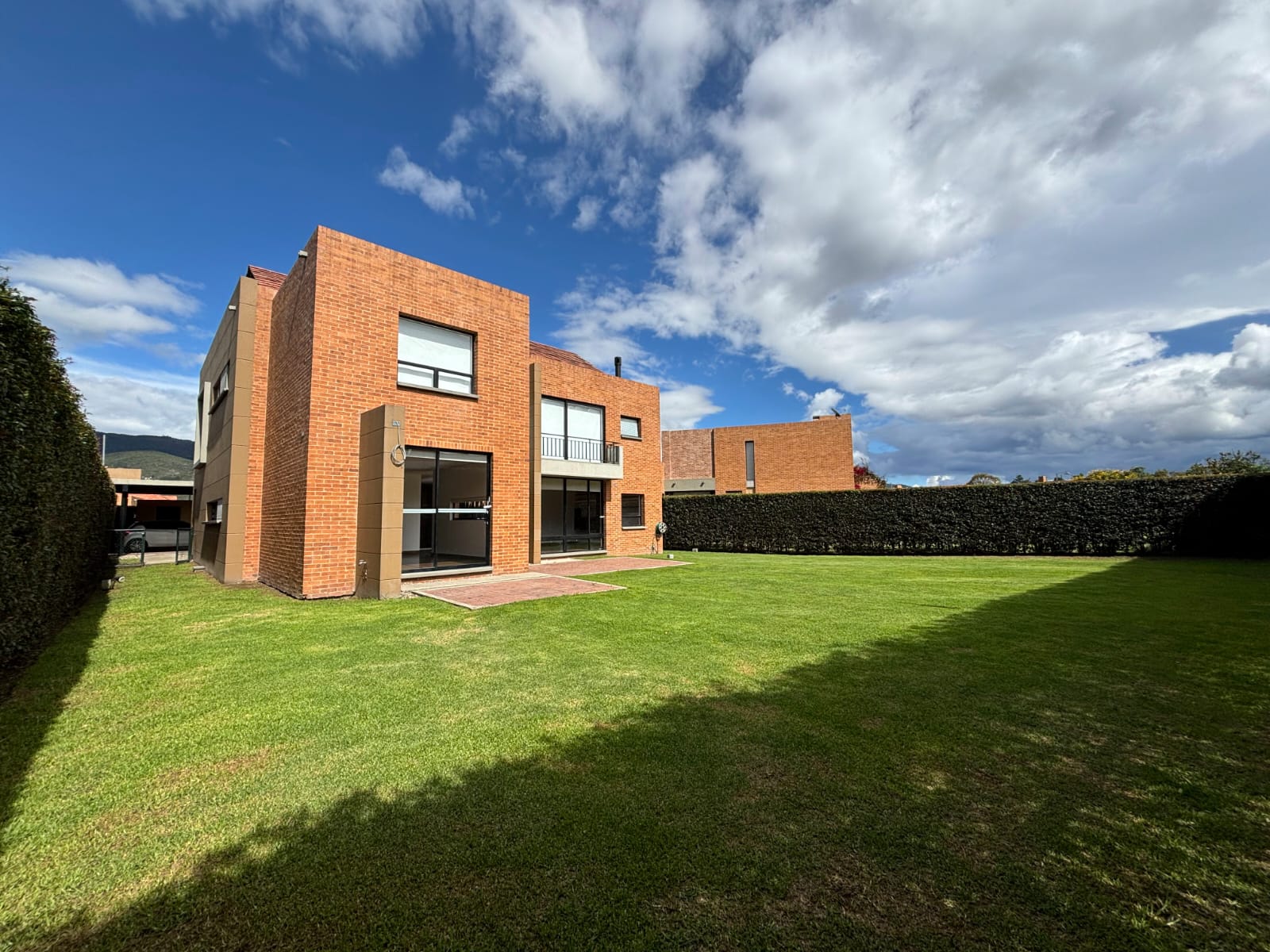 Casa en Venta. Ref #FRC07721 - fincaraiz.com.co