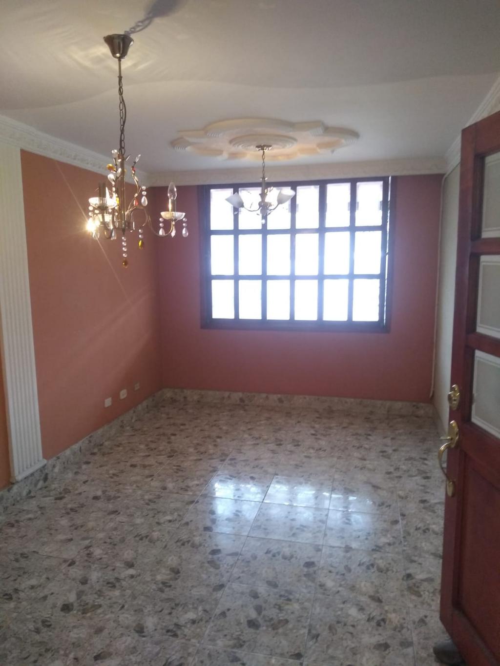 Casa en venta. Ref #11045973