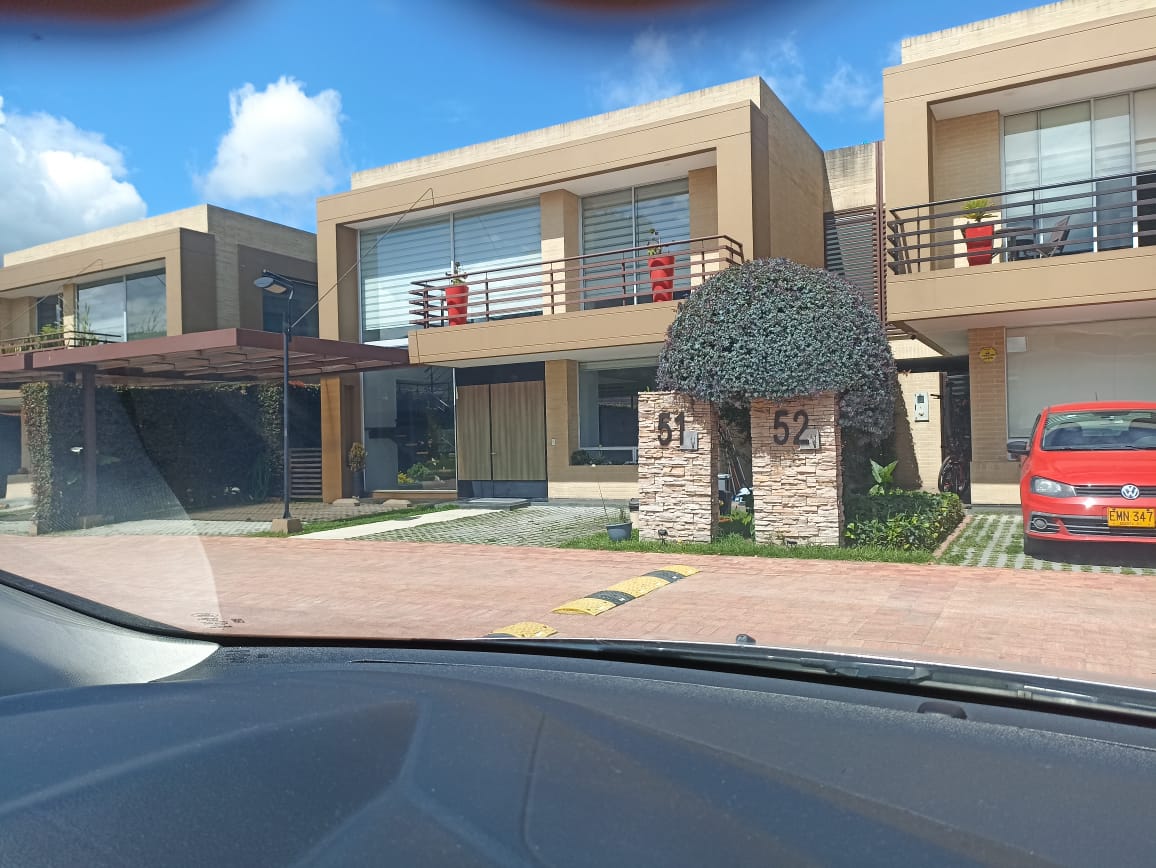 Casa Campestre en Venta. Ref #FRQ6CD53 - fincaraiz.com.co