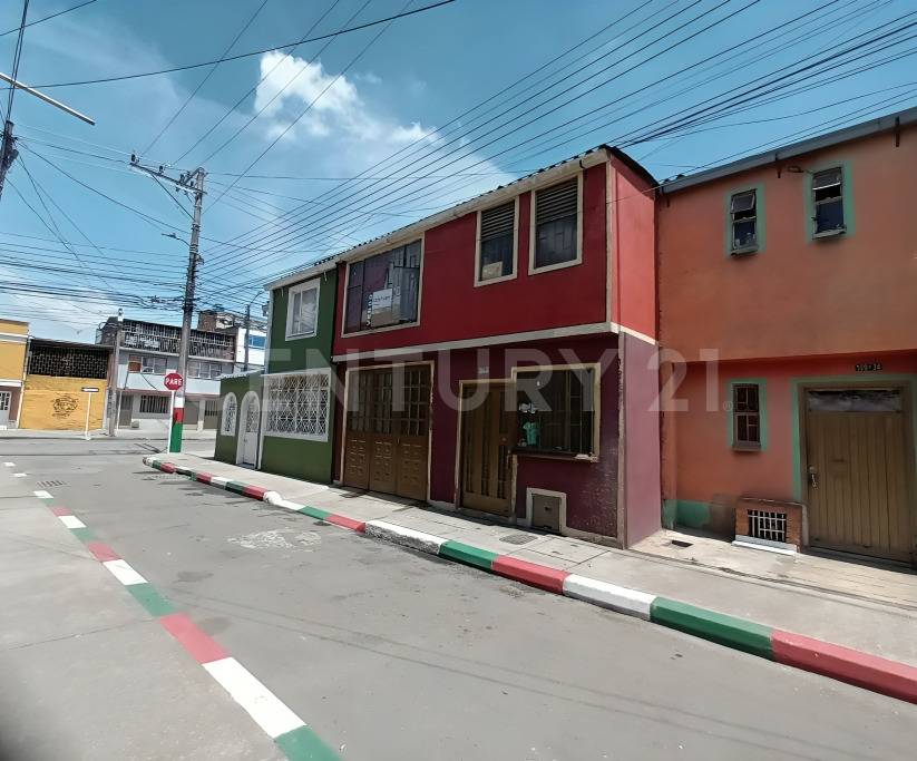 Casa en Venta en Bogotá, Las delicias