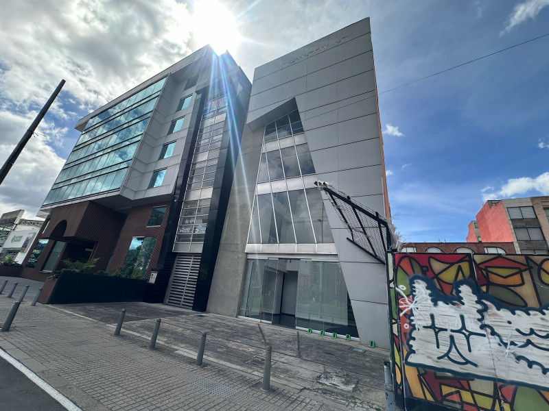 Edificio en Arriendo. Ref #FRJ7D73A