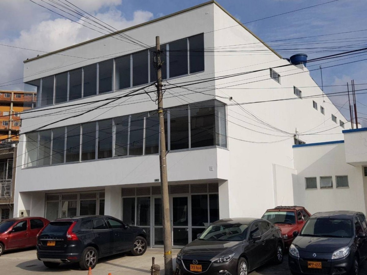 Edificio en Arriendo. Ref #FRJ063BC