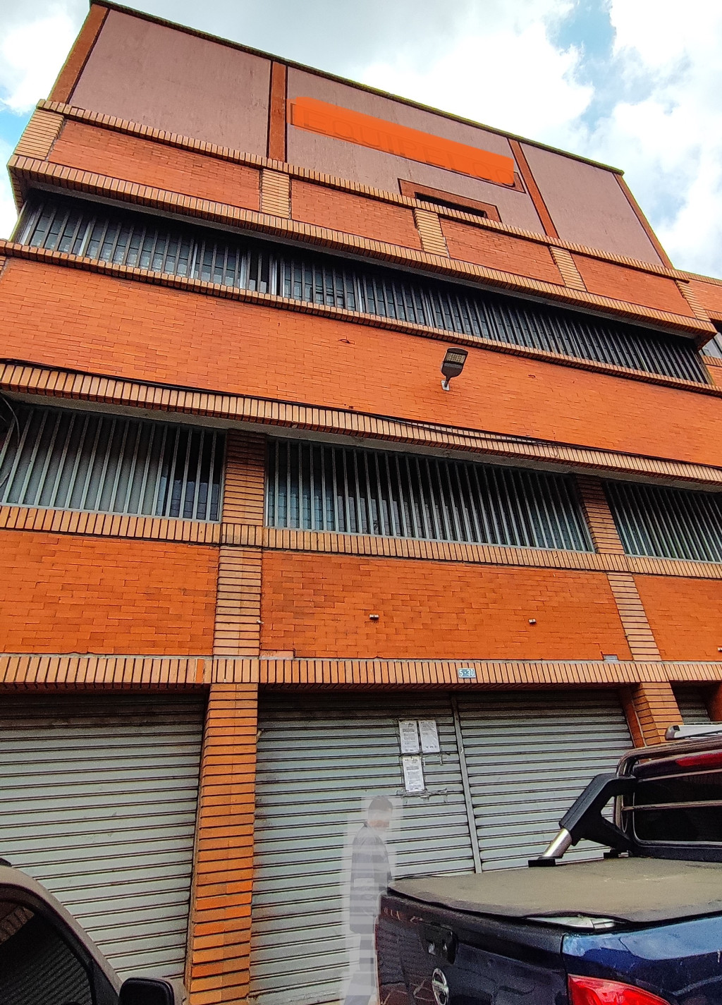 Edificio en Venta. Ref #FRW6A17A
