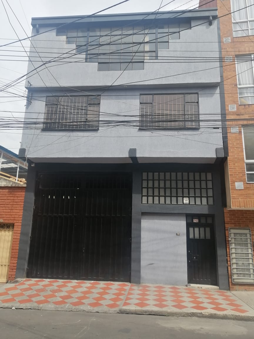 Edificio en Arriendo. Ref #FREABA90