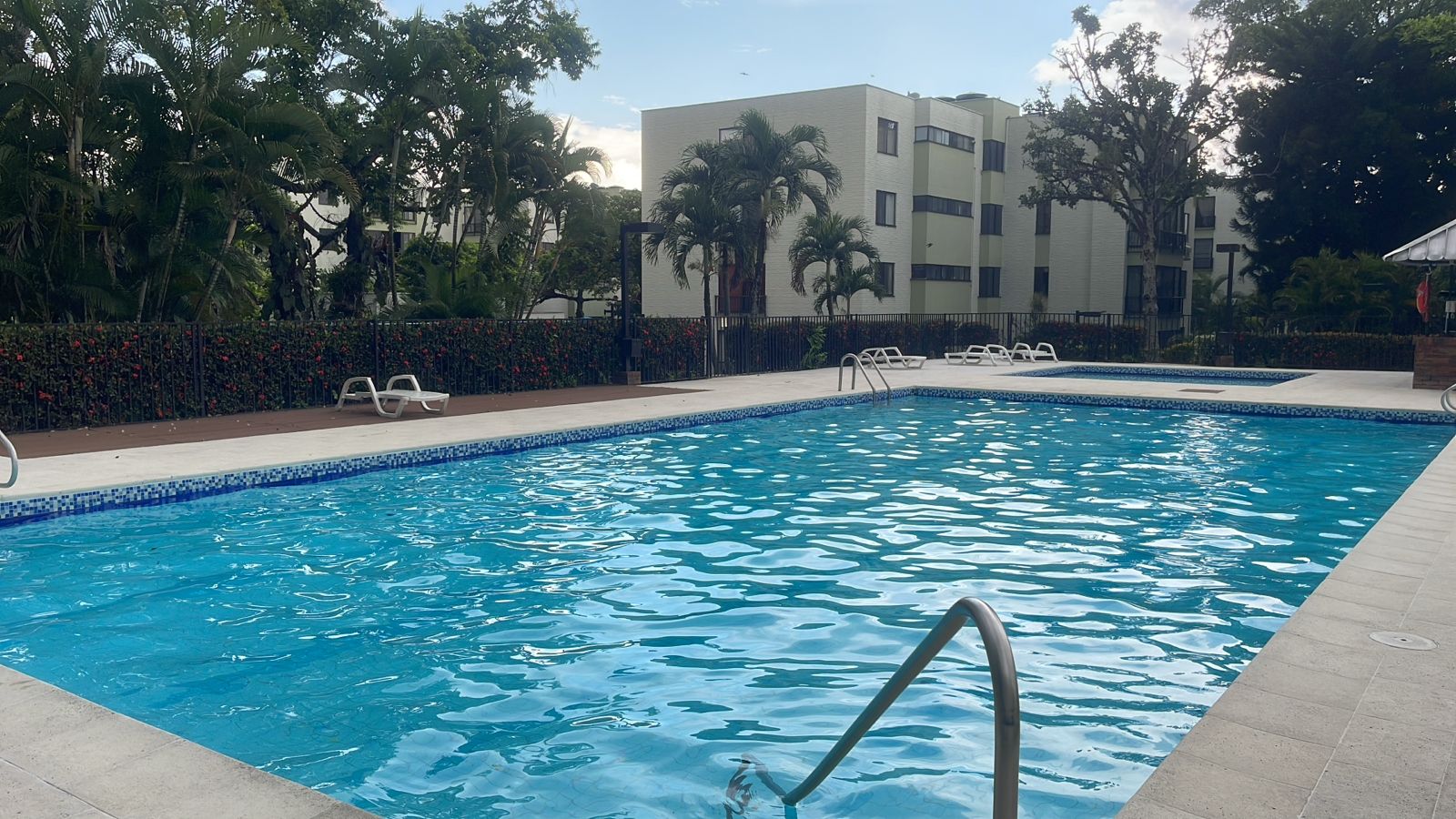 Apartamento en Arriendo en Cali, Multicentro