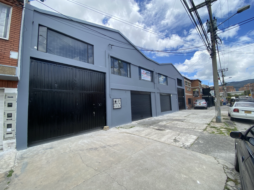 Bodega en Arriendo en Bogotá, Prado veraniego