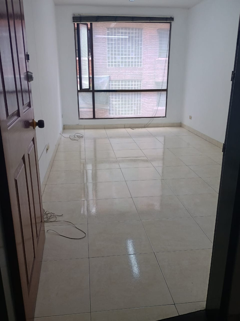 Oficina en Arriendo en Bogotá, Lago gaitan