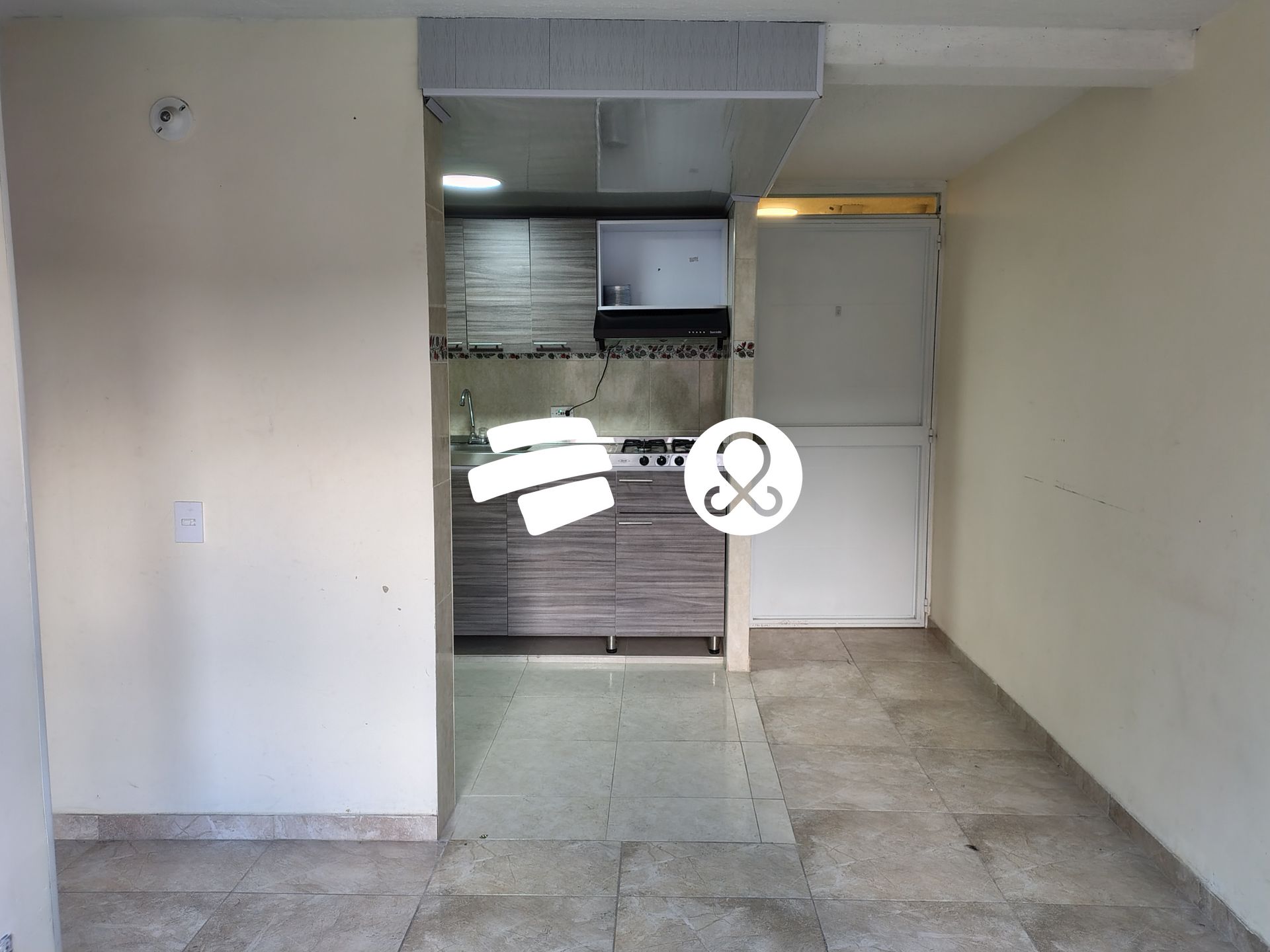 Apartamento en Venta en Bogotá, Suba Compartir