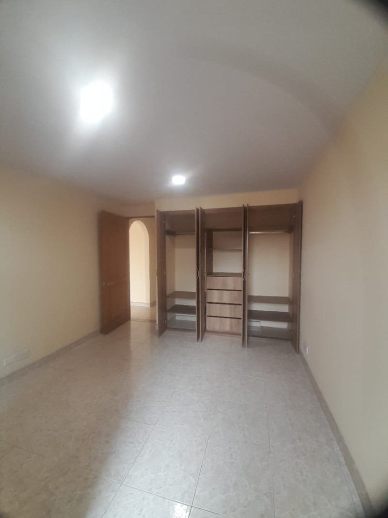 Apartamento en Arriendo en Bogotá, Lago gaitan