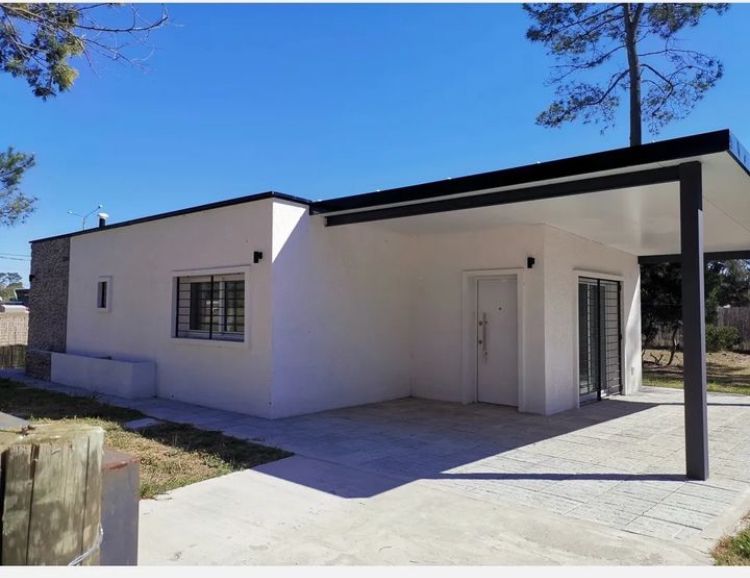 VENTA CASA 3 DORMITORIOS. EL PINAR. CIUDAD DE LA COSTA. Ref #I33D23 - infocasas.com.uy