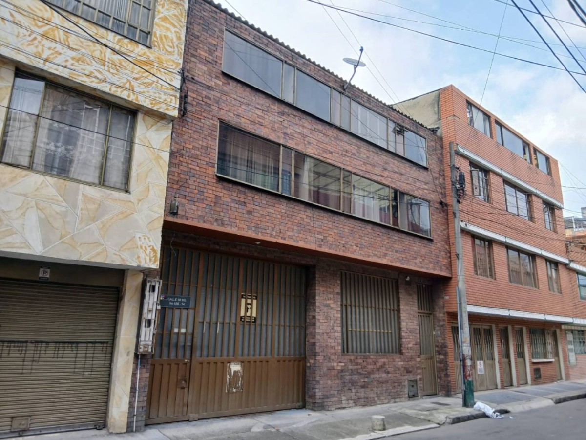 Bodega en Arriendo en Bogotá, La Floresta