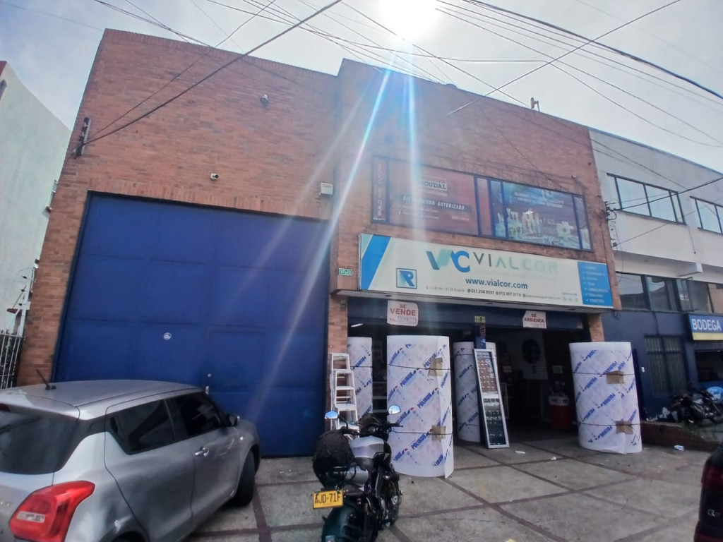 Bodega en Arriendo en Bogotá, Prado veraniego