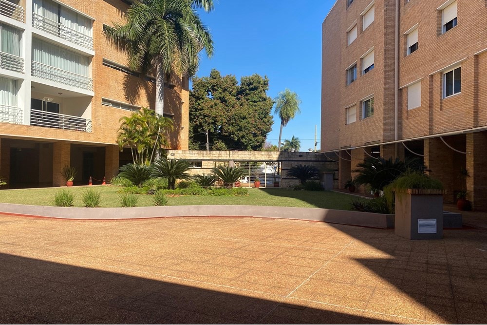 VENDO DEPARTAMENTO EN EDIFICIO MANORA. Ref #DJ04C25