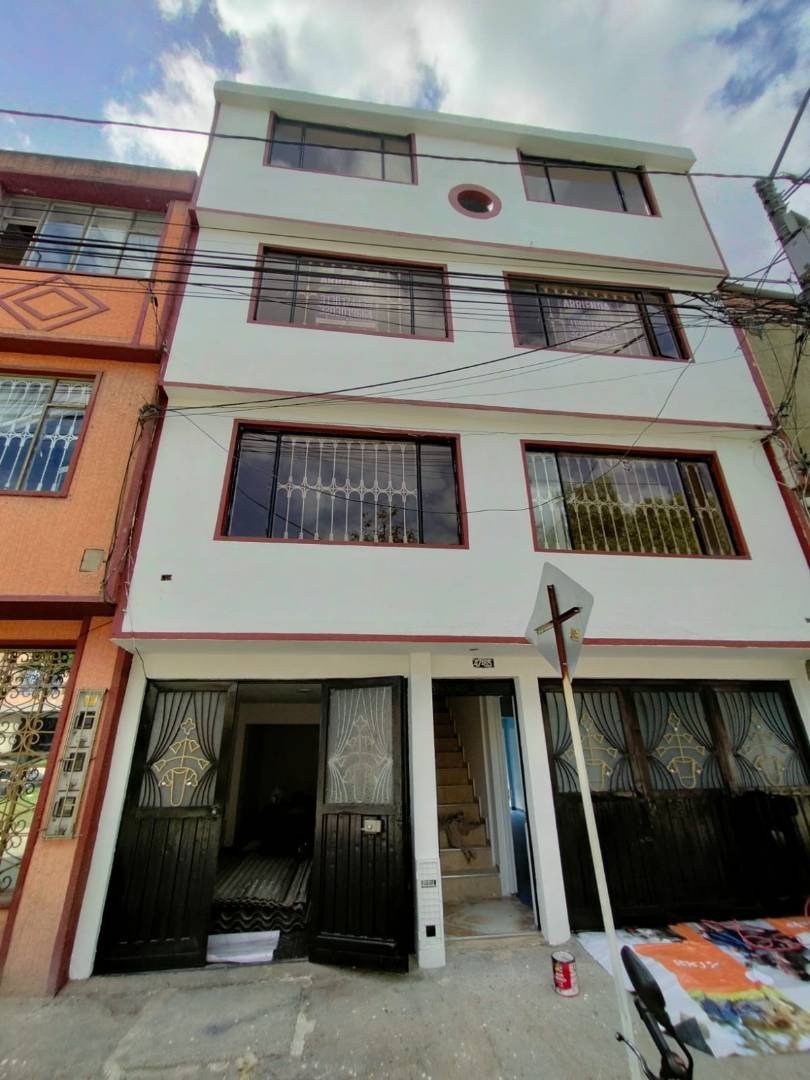 Casa en Arriendo en Bogotá, Gran britalia