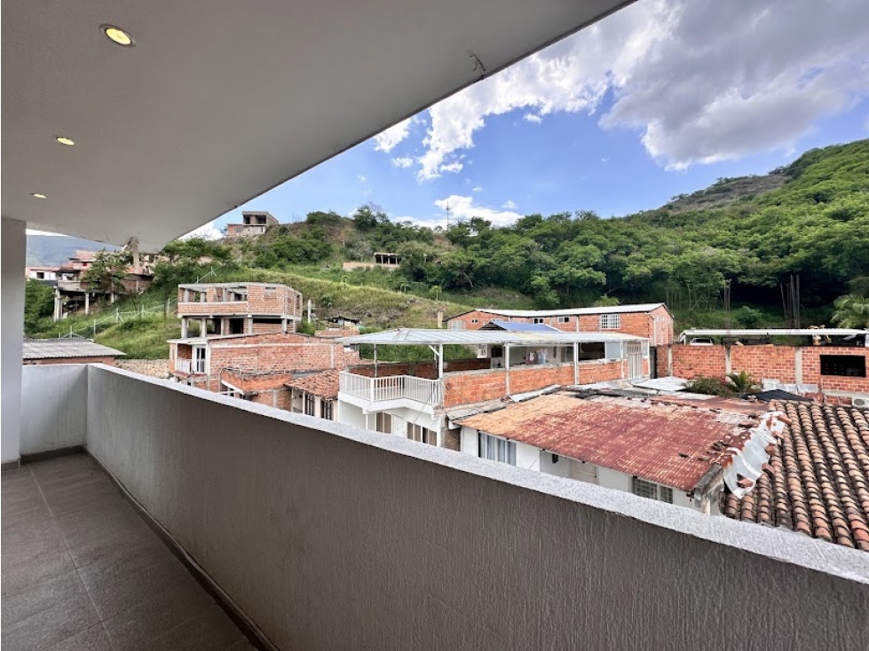 Edificio en Venta en Cali, Menga