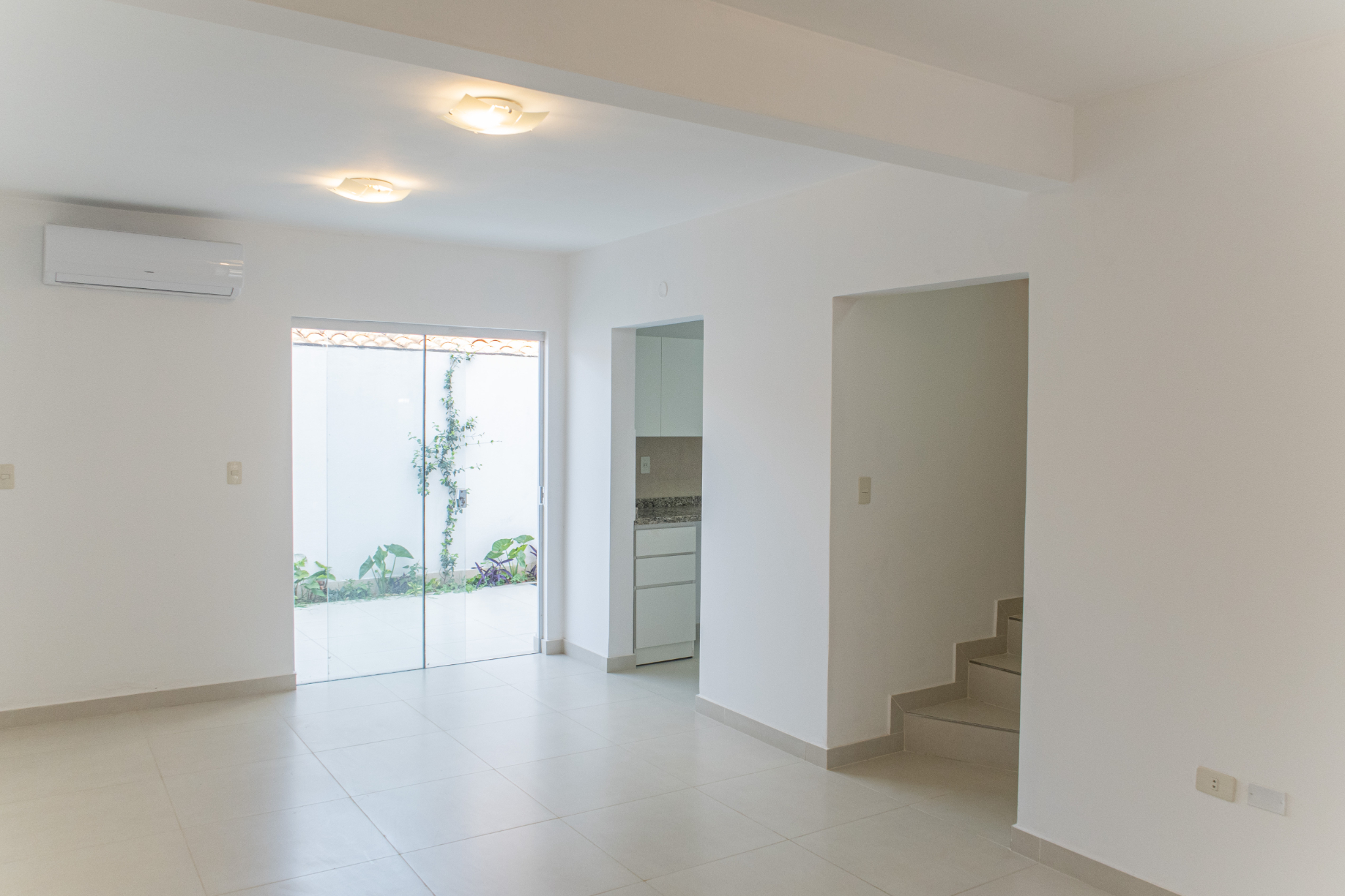 Vendo Dúplex En Villa Aurelia. Ref #C193C9 - infocasas.com.py