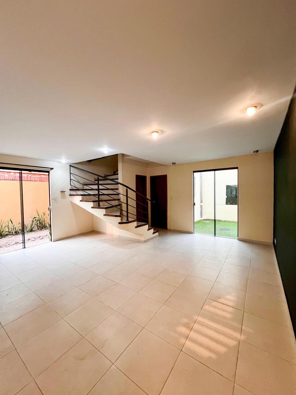 VENDO DUPLEX EN BARRIO JARA!. Ref #JE948B - infocasas.com.py