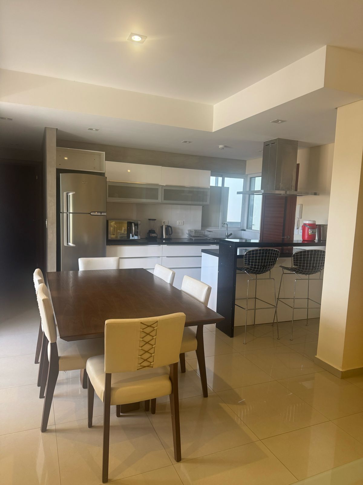 Alquilo Depto Amoblado De Dos Dormitorios Zona Barrio Herrera. Ref #L60794