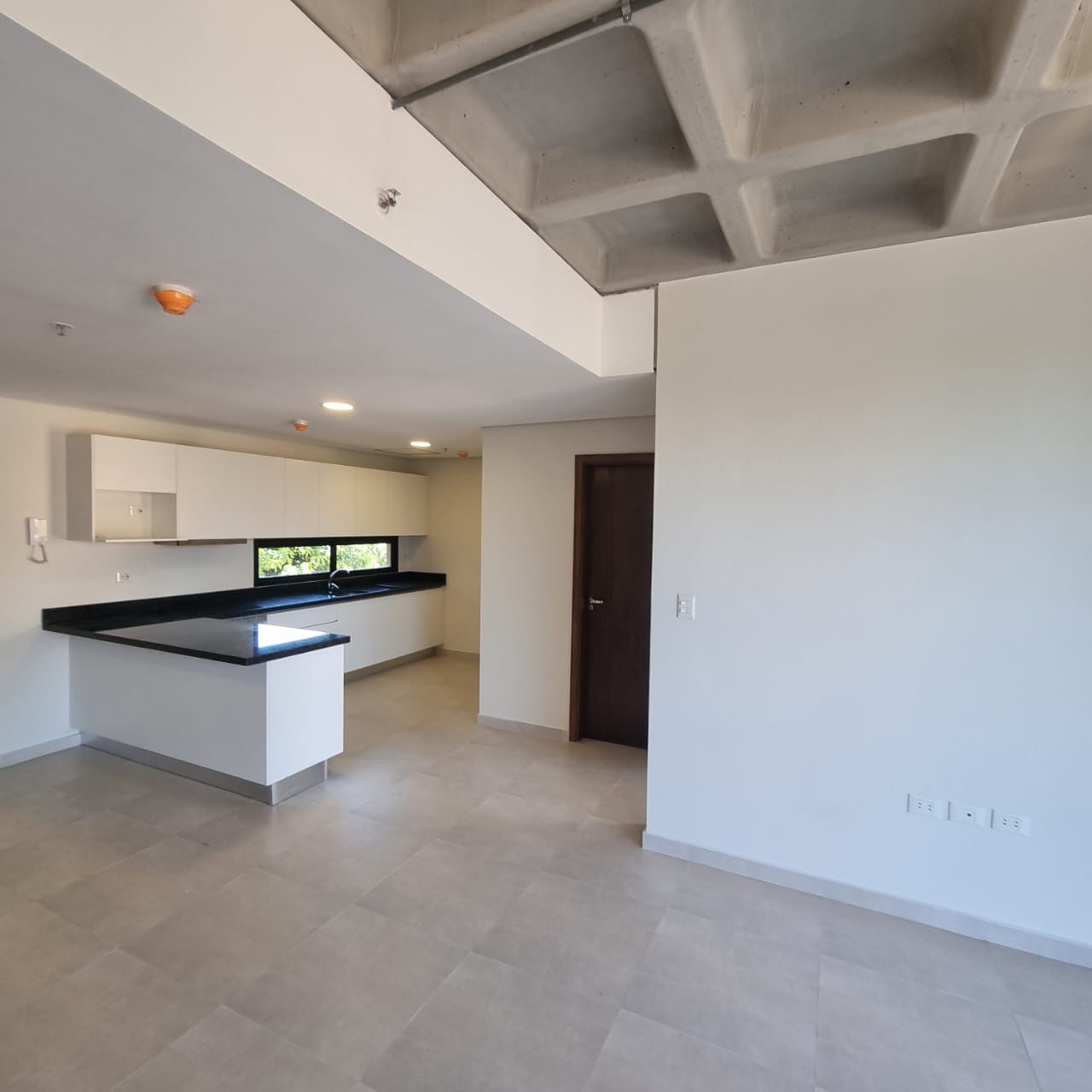 ALQUILO DEPTO DE UN DORMITORIO EN BARRIO JARA. Ref #LA9DE4