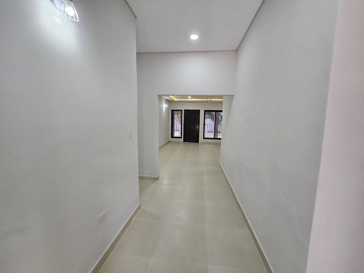 ALQUILO HERMOSA CASA A ESTRENAR EN FERNANDO ZONA SUR. Ref #Q9DF18 - infocasas.com.py