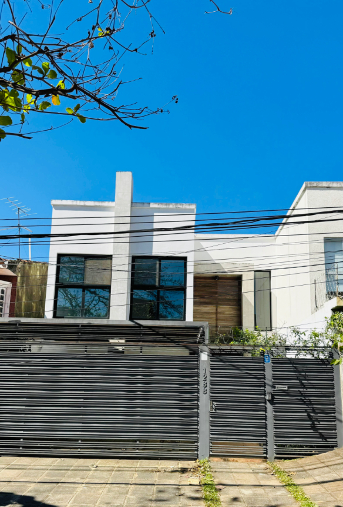 Alquilo Casa Moderna . Ref #A53969 - infocasas.com.py