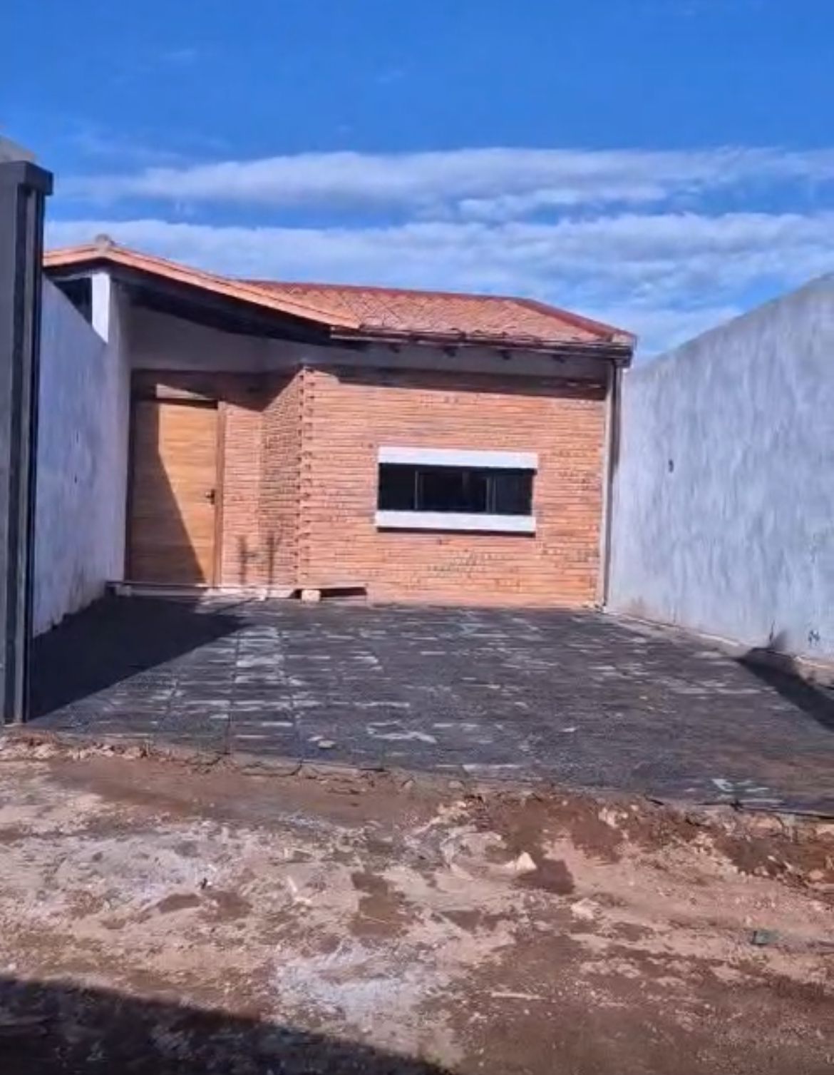 Alquilo Chalet En Villa Elisa Villa Bonita. Ref #ZD3B9D - infocasas.com.py