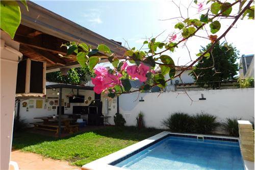 ALQUILO HERMOSA CASA AMOBLADA EN LAMBARE. Ref #CCAEC4 - infocasas.com.py