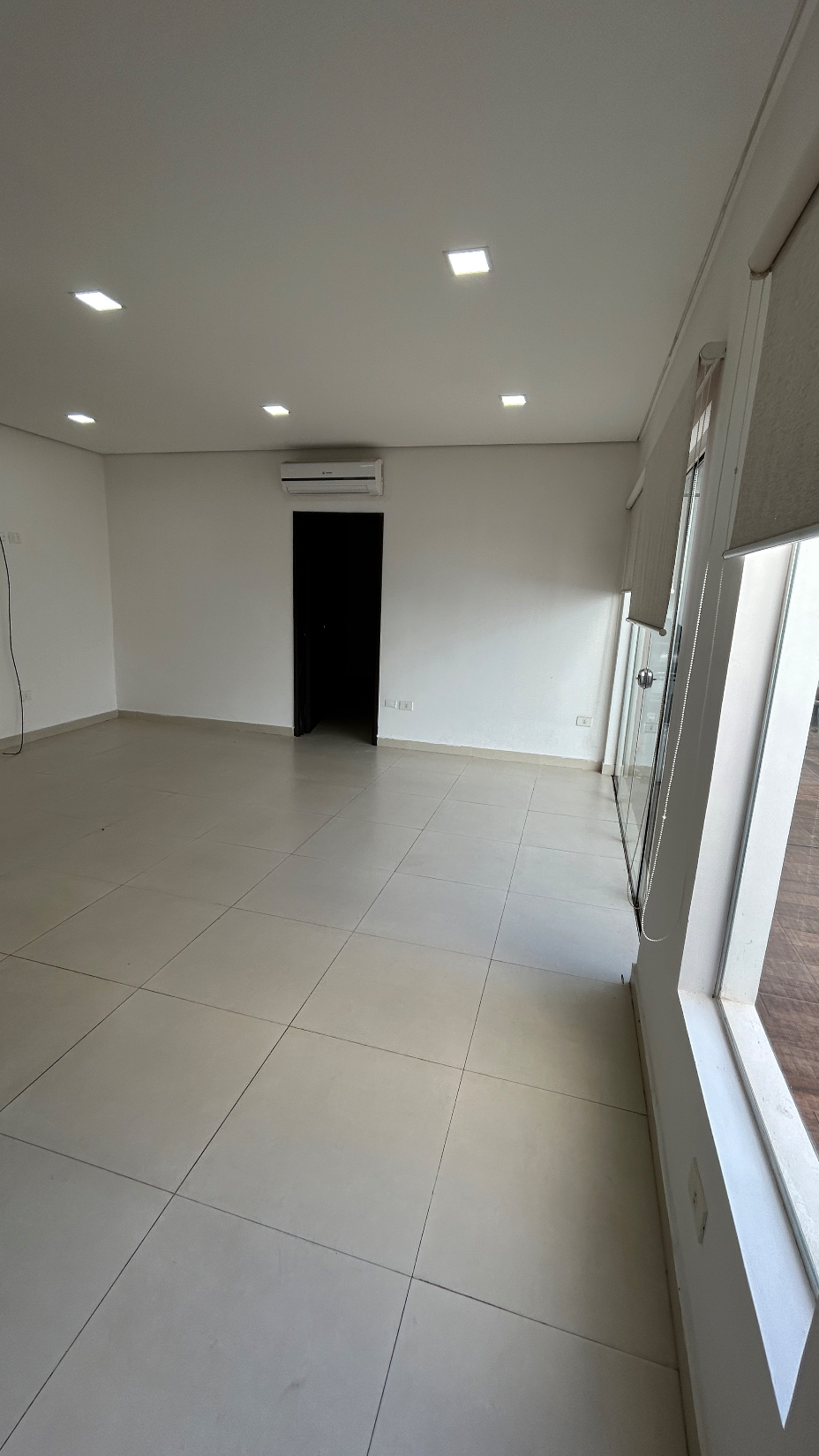 ALQUILO - Sobre Gral Santos y Felix Bogado de un dormitorio. Ref #J6C562 - infocasas.com.py