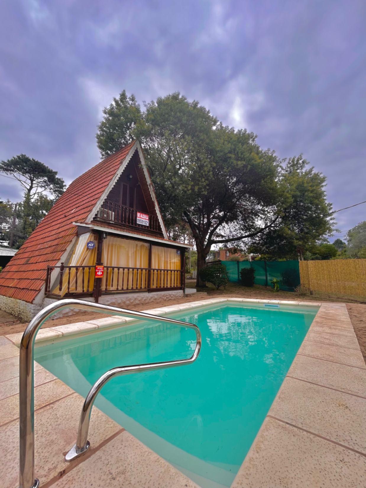 Cabaña en Piriapolis con PISCINA CLIMATIZADA. Ref #S7D24 - infocasas.com.uy