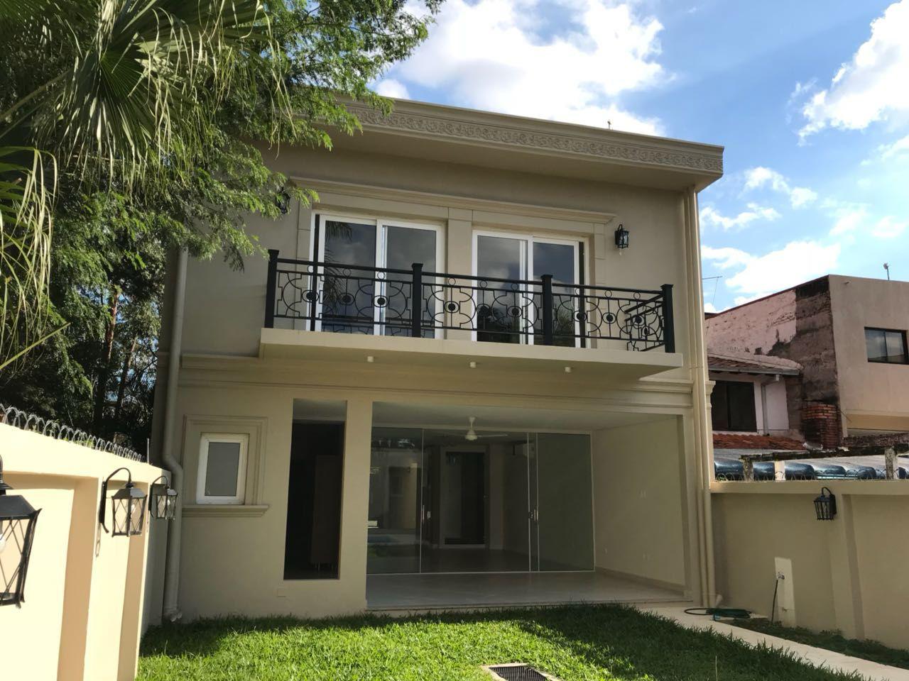 ALQUILO CASA MINIMALISTA DE 3 HAB EN SUITE. Ref #SE3216 - infocasas.com.py