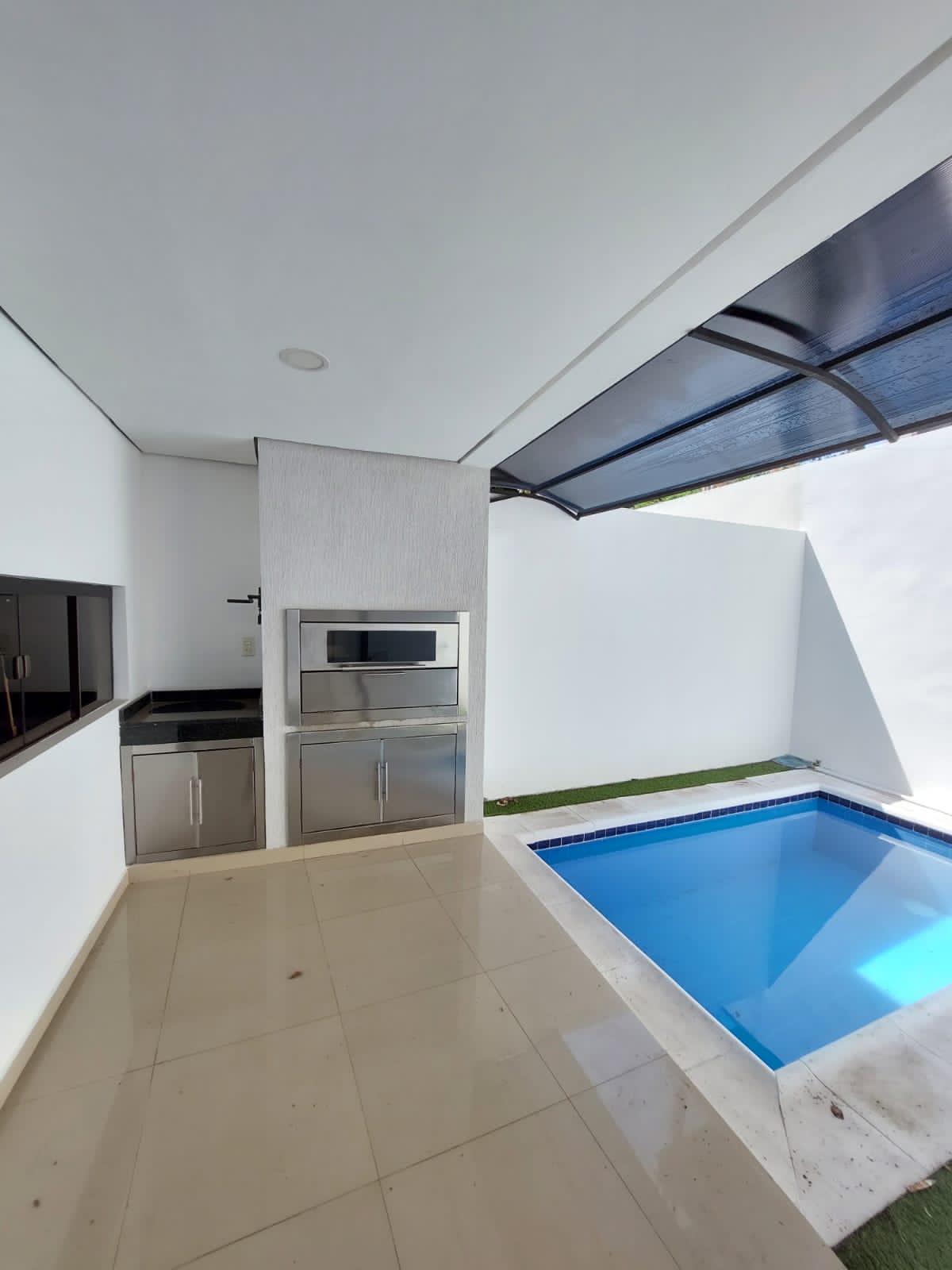 ZONA SIL ALQUILER AMPLIO DUPLEX CON PISCINA. Ref #FDD7FE - infocasas.com.py