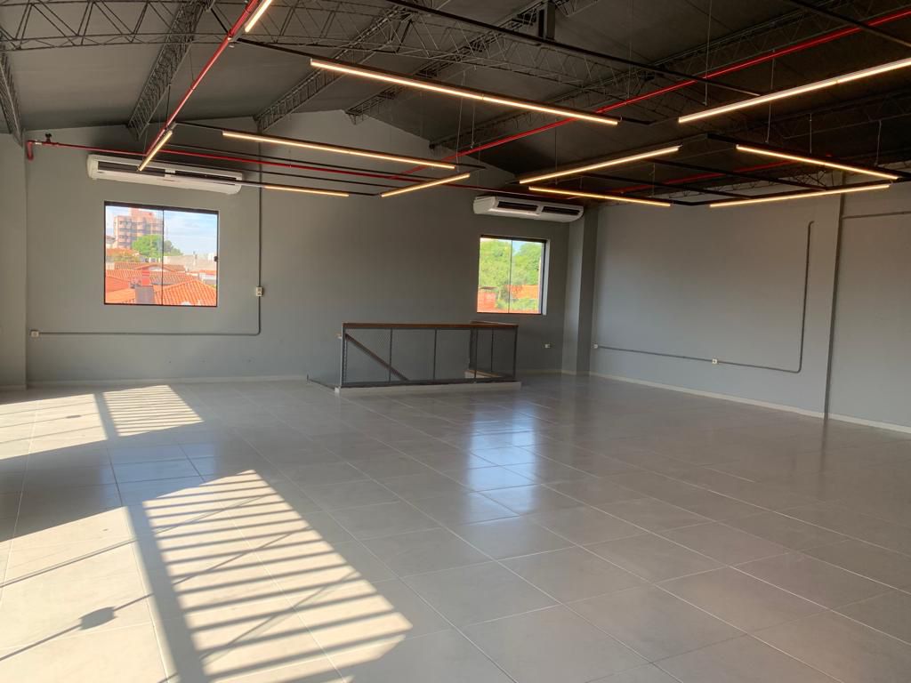 Alquilo Edificio Corporativo 400 M2. Ref #F3A2D7