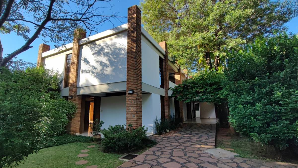 ALQUILO HERMOSA CASA EN BARRIO MCAL. ESTIGARRIBIA. Ref #X17274 - infocasas.com.py