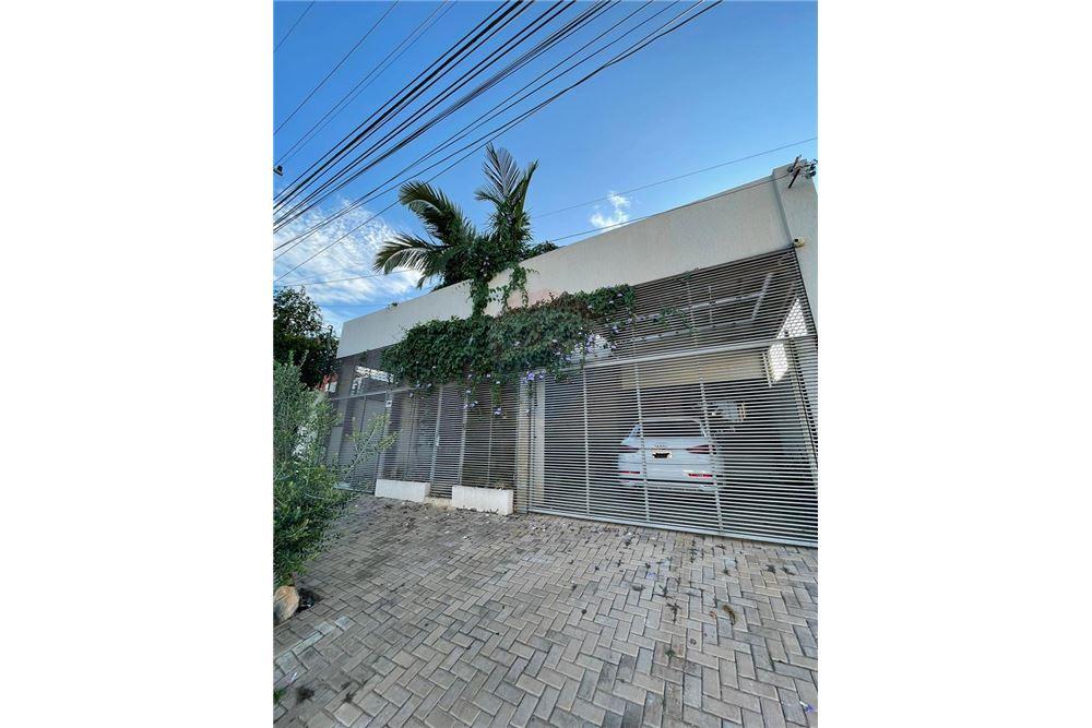 Alquilo amplia casa en Bo. Mburucuya. Ref #D13602 - infocasas.com.py