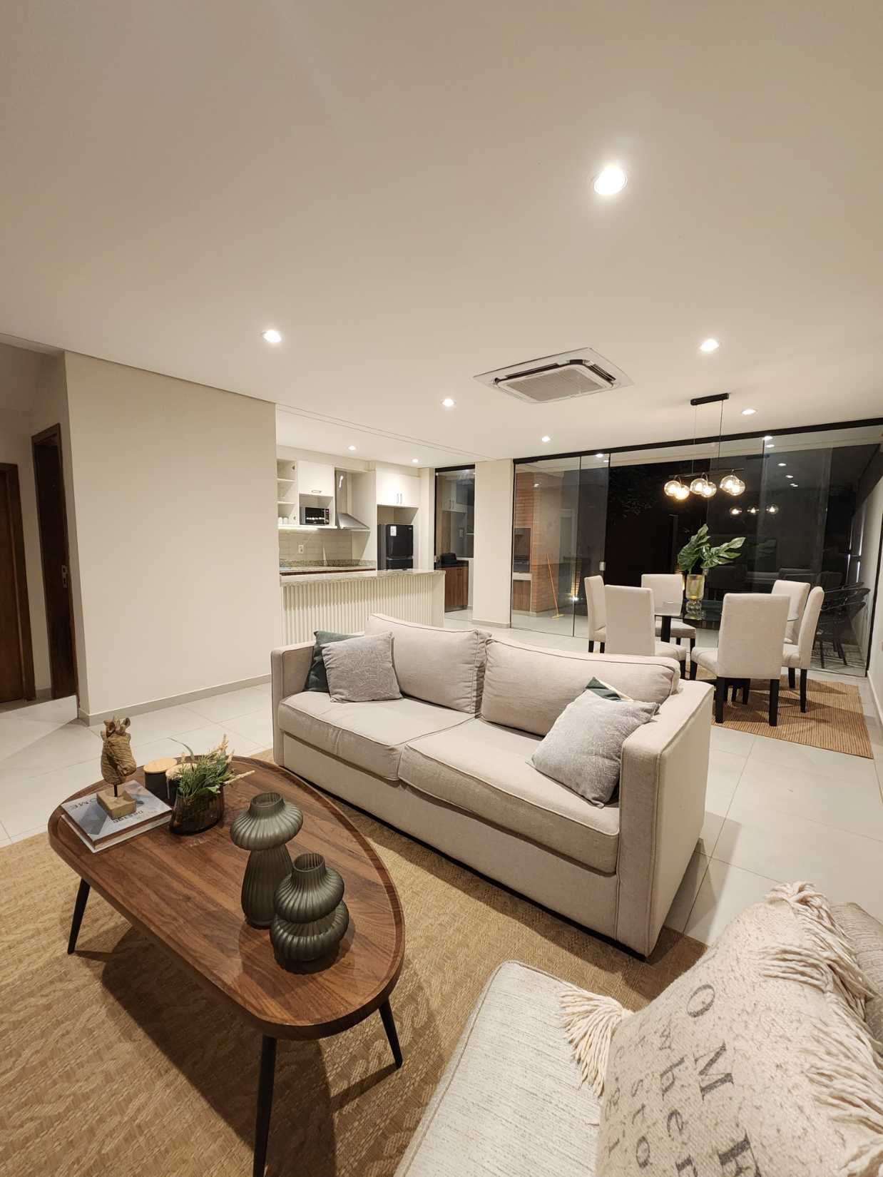 Alquilo Hermoso Duplex Amoblado En Condominio. Ref #KEEB09 - infocasas.com.py