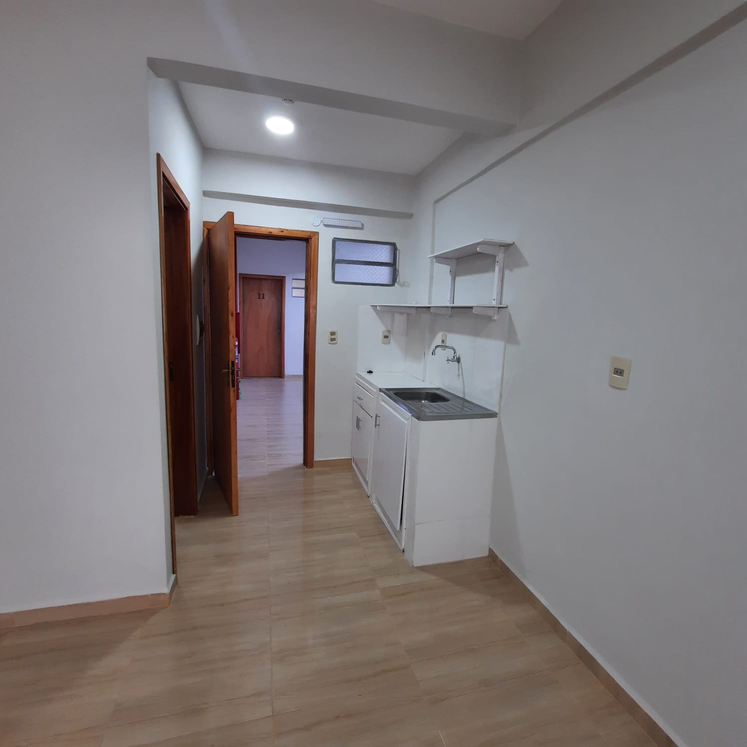 ALQUILO !!!!!LINDO MONOAMBIENTE AMOBLADO CERCA DEL COLEGIO DE CRISTO REY. Ref #ICE795