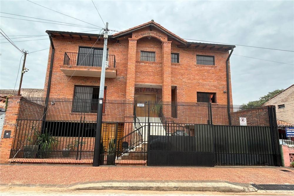 VENDO CASA EN LOS LAURELES ZONA CASA RICA. Ref #A62AFD - infocasas.com.py