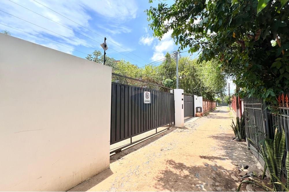 VENDO CASA EN VILLA AURELIA - ASUNCIÓN. Ref #EDBD7D - infocasas.com.py