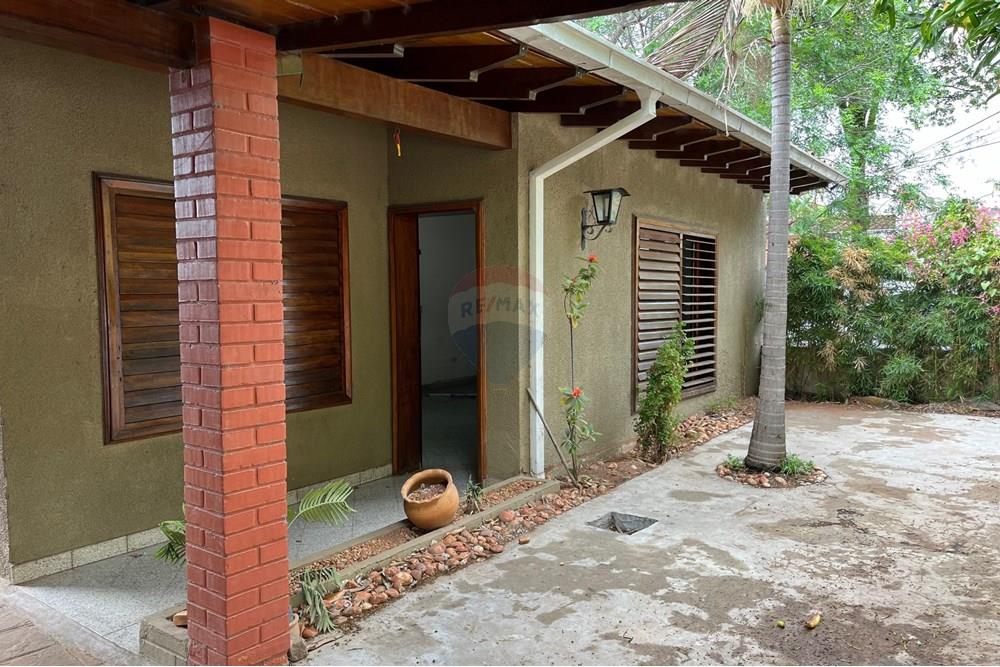 ALQUILO CASA EN BARRIO LAS MERCEDES. Ref #PA124B - infocasas.com.py