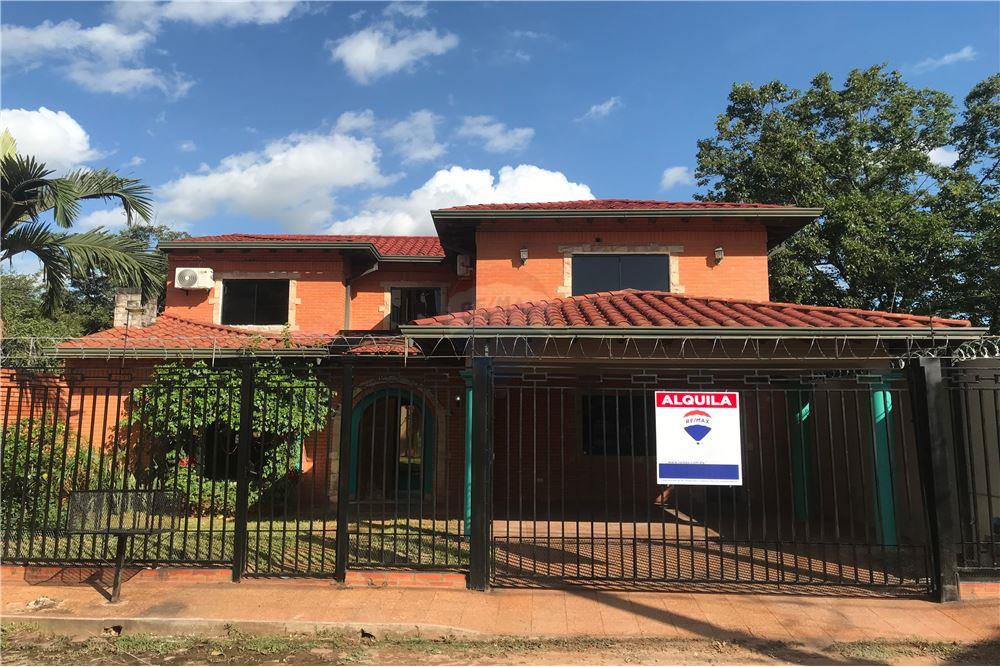 ALQUILO CASA EN SAN LORENZO ZONA FUENTE SHOPPING. Ref #Y505F9 - infocasas.com.py