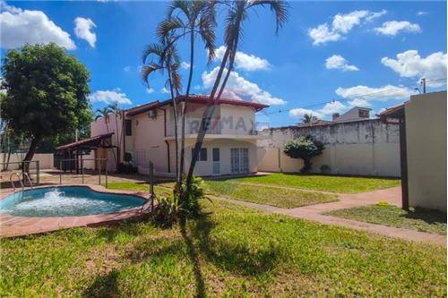 ALQUILO AMPLIA CASA EN BARRIO HERRERA. Ref #MBDABE - infocasas.com.py