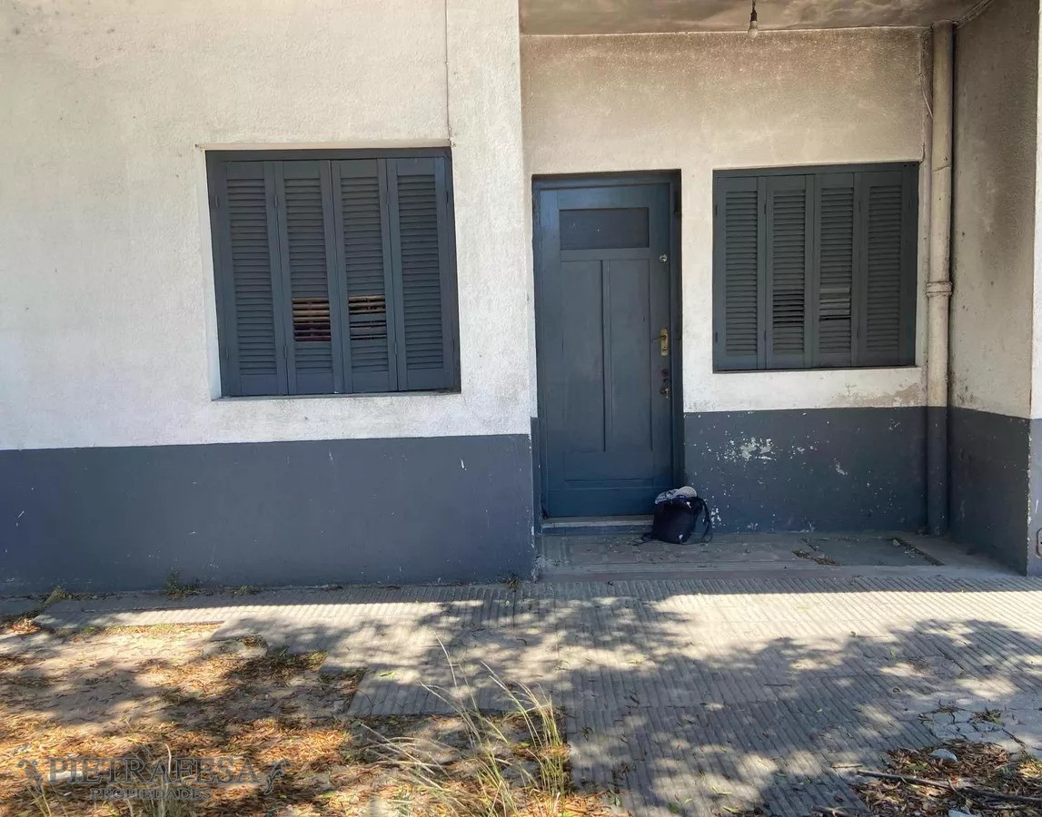 Casa y local a reciclar en alquiler, 2 dormitorios- La Teja. Ref #R3C790 - infocasas.com.uy