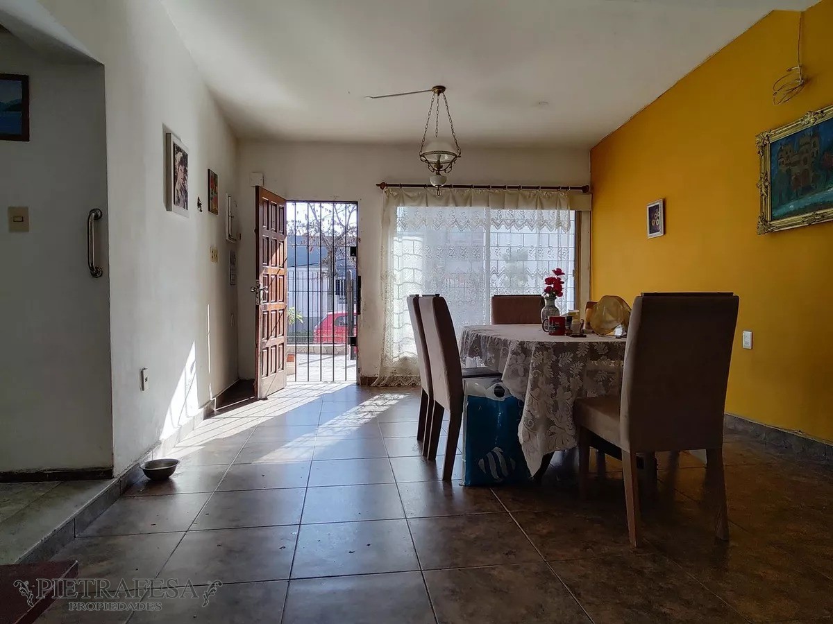 Casa en venta 3 dormitorios, 2 baños, barbacoa y cochera- Morelli- Unión. Ref #N91089 ...