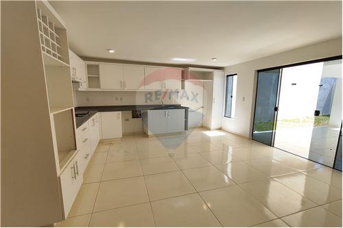 ALQUILO HERMOSO DUPLEX EN VILLA AURELIA . Ref #G6758C - infocasas.com.py